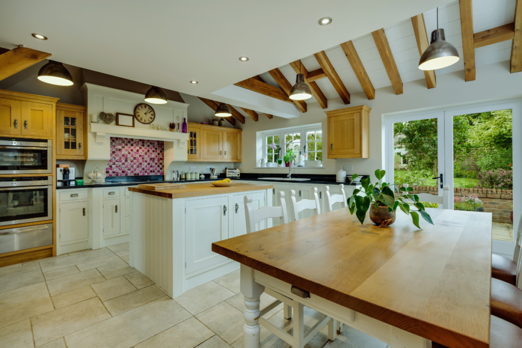10 Stunning Vaulted Kitchen Ceiling Design Ideas That You Must Try ...